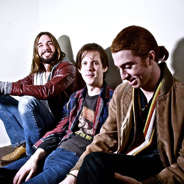 The Whigs announce tour to support "In The Dark" - Hip Online - music ...